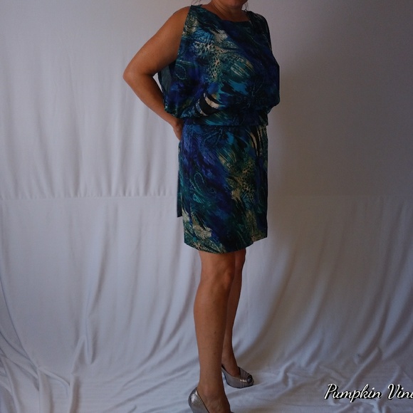 Bisou Bisou | Dresses | Flirty Cold Shoulder Silky Dress | Poshmark